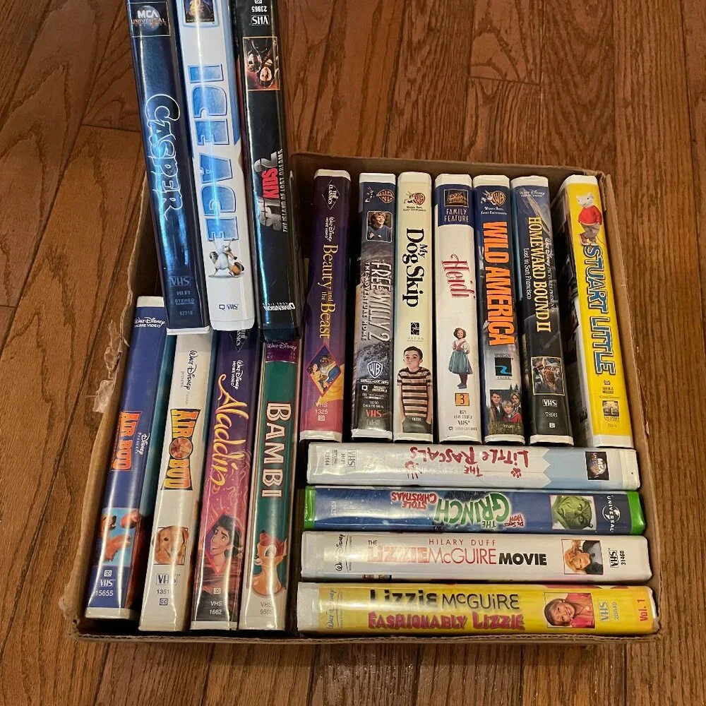 Vintage | Media | 8 Vintage Kids Vhs Movies Clam Shell Cases Disney ...